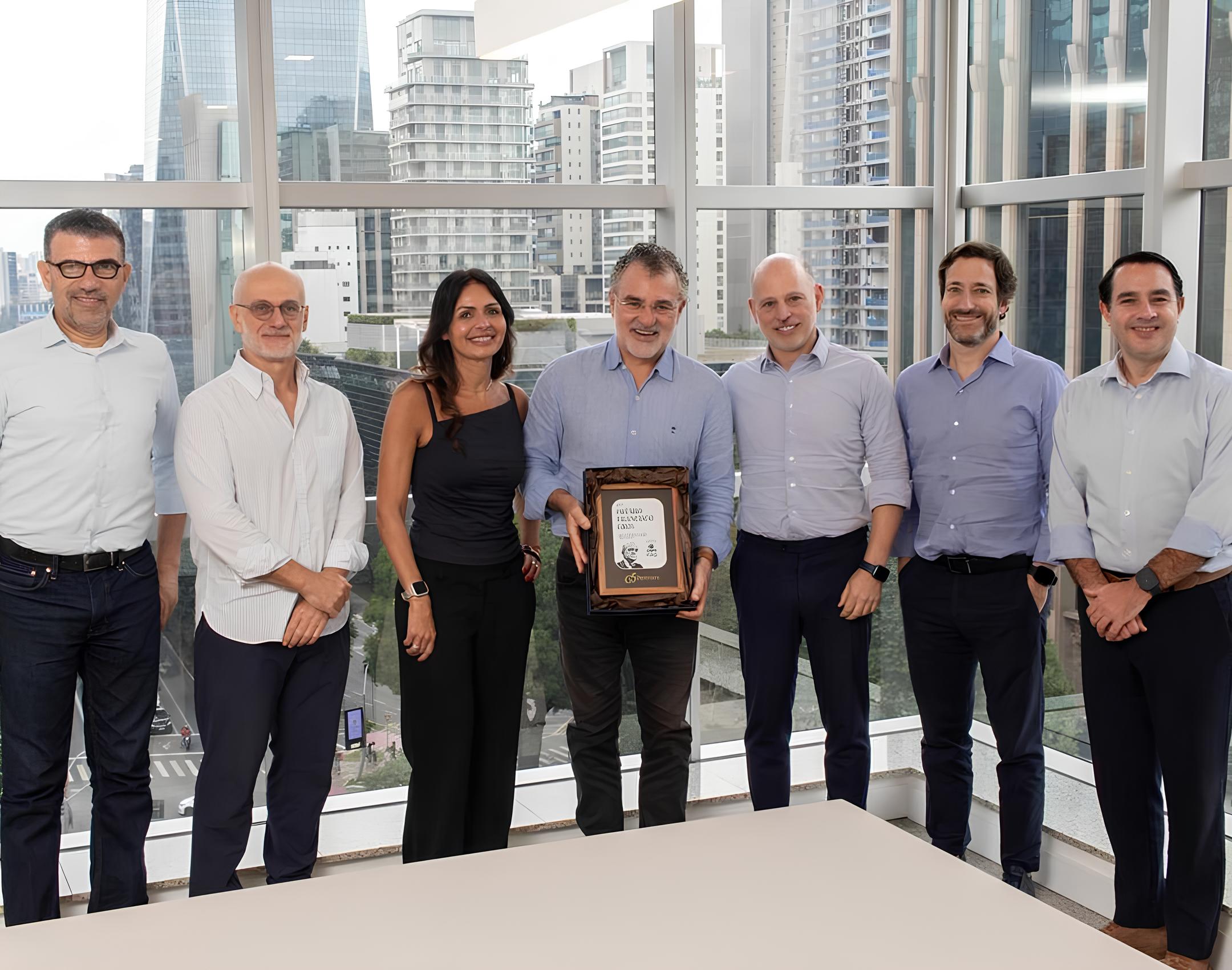 FAS recebe Prêmio de Excelência Francisco Gros 2025, da G5 Partners ...